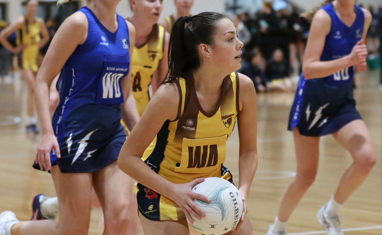 HAWKS 19/U HOLD ON IN NAILBITING WIN - Hawks Netball Club